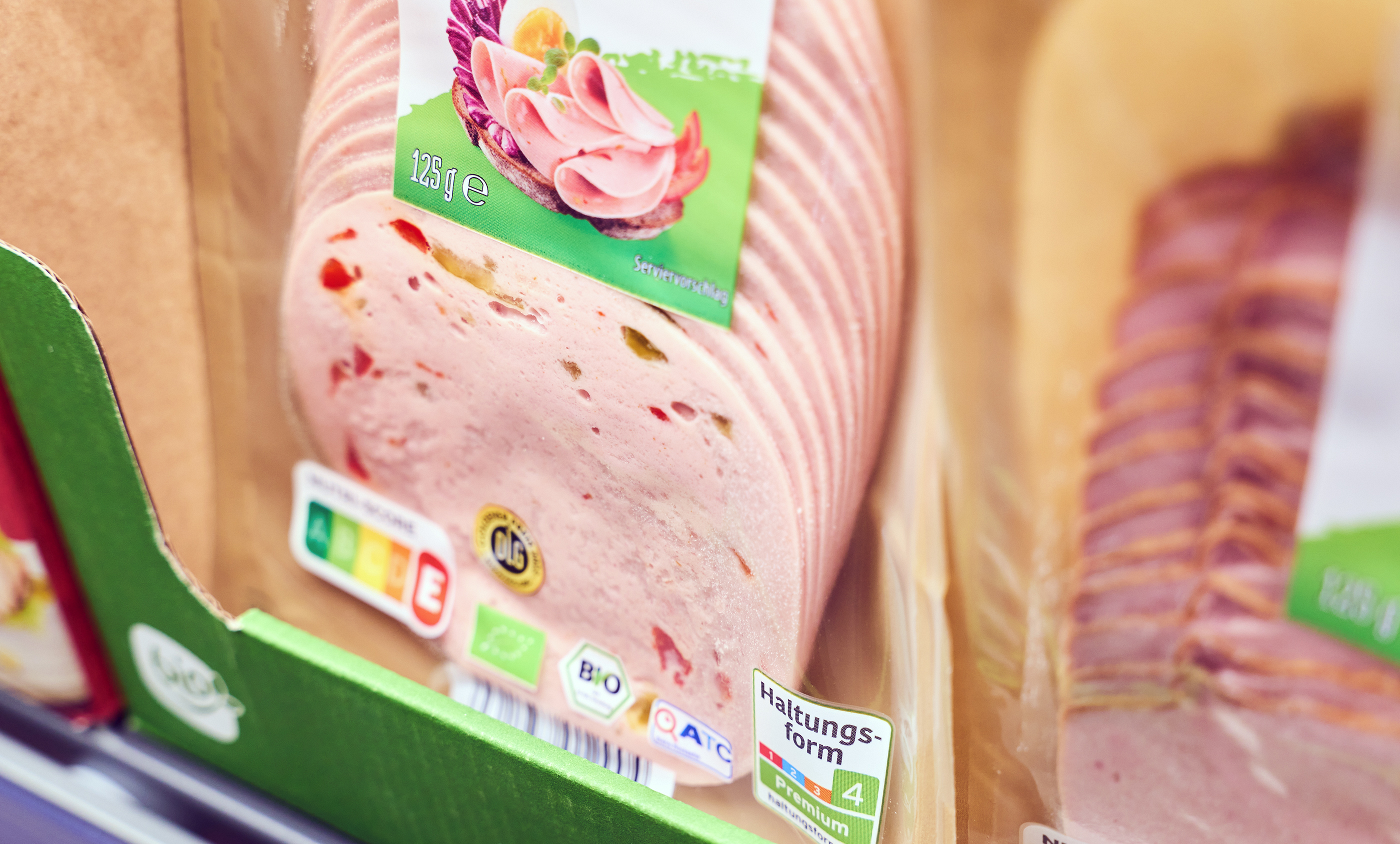 Unsere Haltung: Mehr Tierwohl!